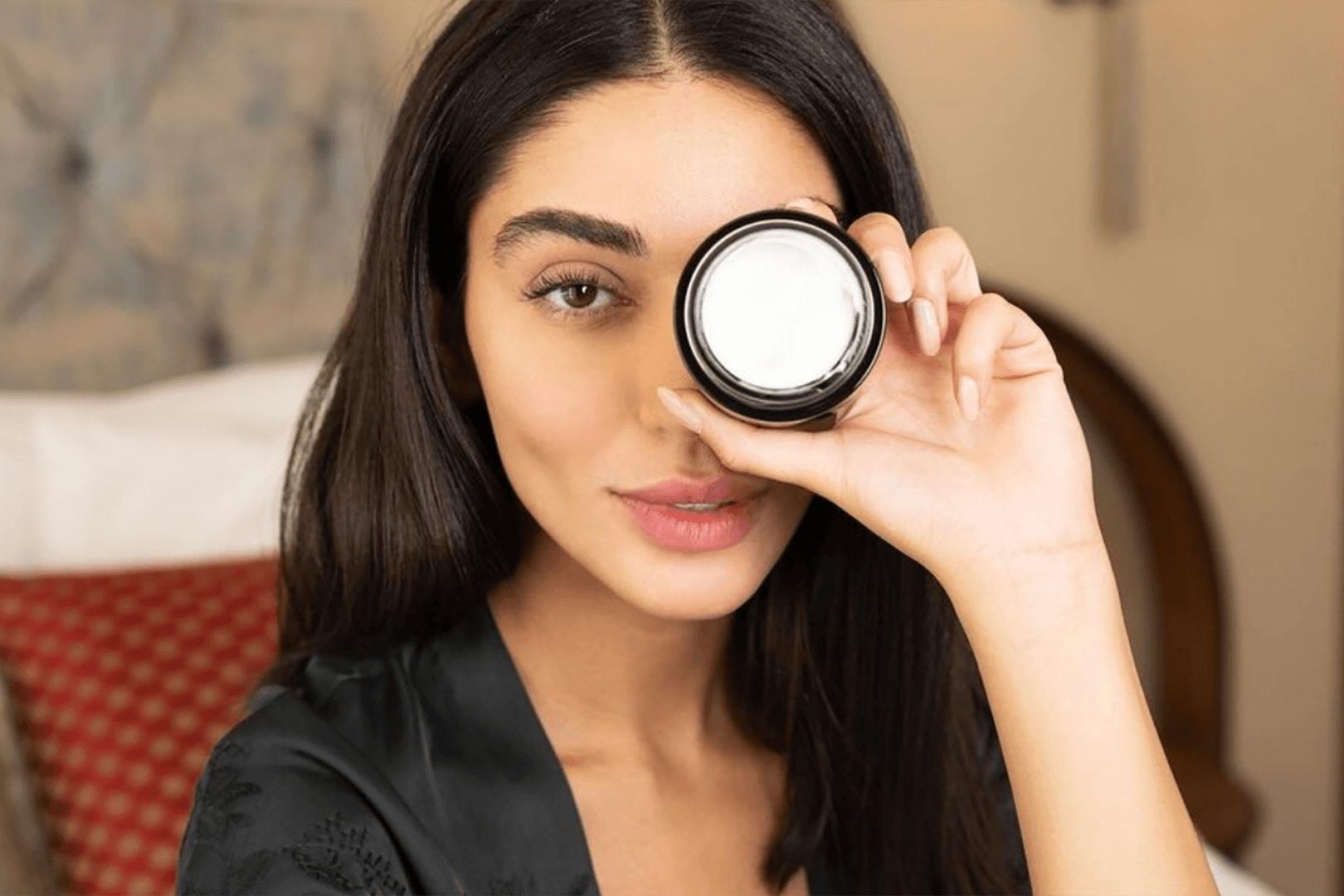 Why Your Skin Deserves Only the Purest: The Anaaka Promise – ANAAKA ...
